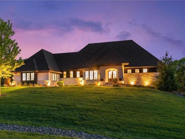 2888 Deer Hill Rd, Medina, MN 55356