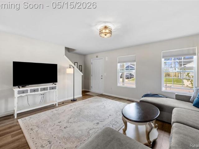 2888 Sycamore River Drive