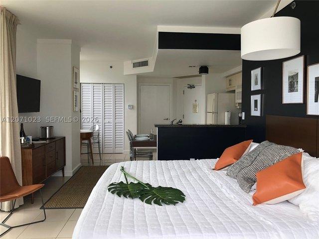 2889 McFarlane Rd Unit 1610, Miami, FL 33133