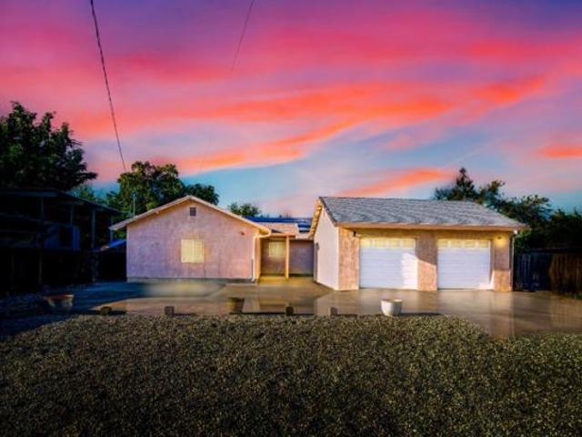 2889 Elm St, Live Oak, CA 95953