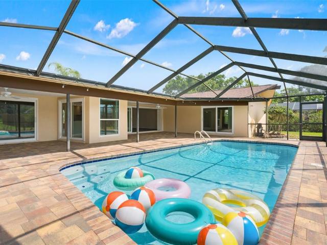 2889 Fair Green Dr, Clearwater, FL 33761 | MLS #TB8489 | Compass