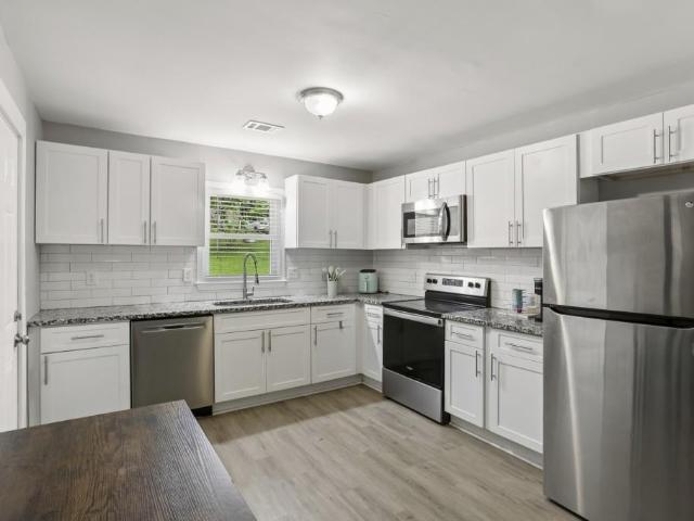 2889 White Oak Drive