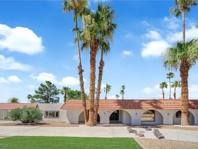 2880 Casey Dr, Las Vegas, NV 89120