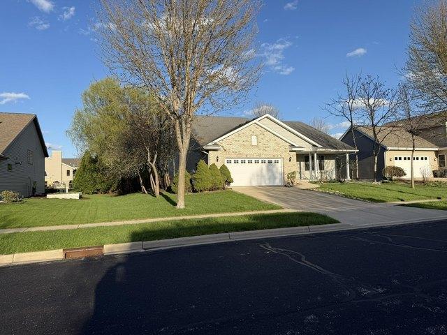 2880 Crinkle Root Dr, Fitchburg, WI 53711