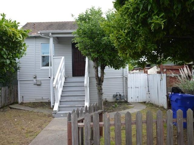 2880 Gaynor Ave, Richmond, CA 94804
