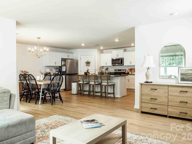 2880 Sherrills Stream Drive