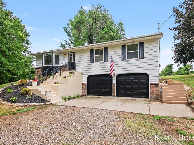 2880 15 Mile Road