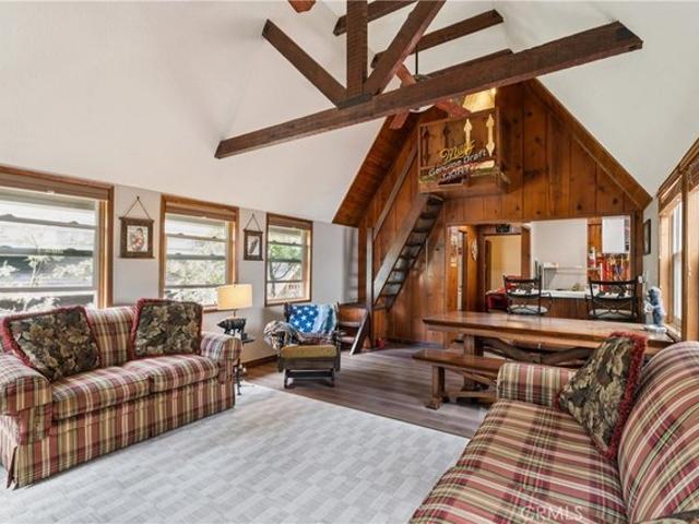 28815 Cedar Dr, Lake Arrowhead, CA 92352