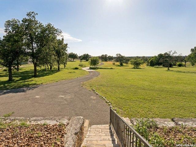 2881 Aviation Loop, Fredericksburg, TX 78624
