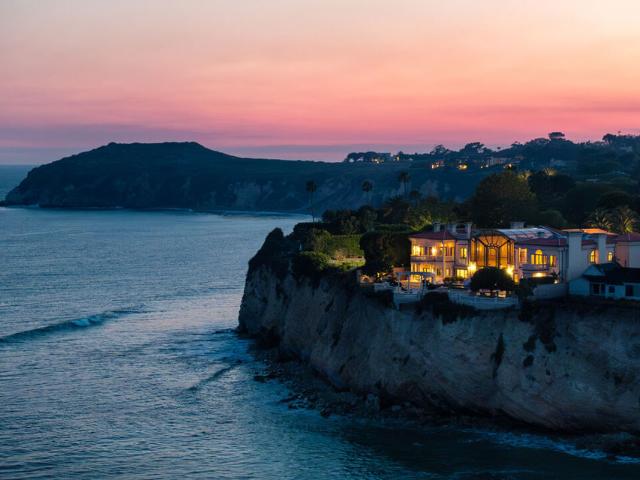 28824 Cliffside Drive
