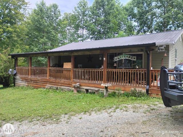 2882 Brewer Rd, Crossville, TN 38572