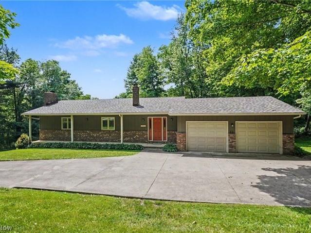 2882 Sharon Copley Rd, Medina, OH 44256