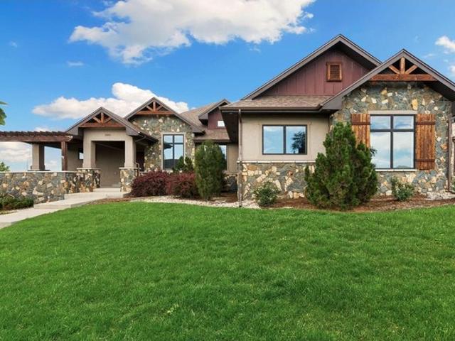 2882 Thunderview Dr, Timnath, CO 80547
