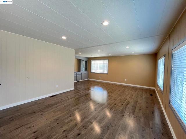 28830 Granada Dr