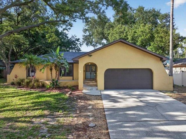 2883 Mandarin Pl, Palm Harbor, FL 34684