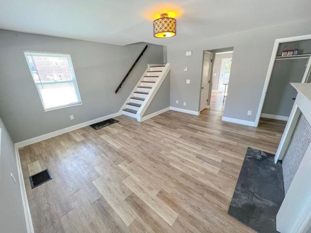 2883 2889 Wicklow Rd. 2 Bedroom Apartment for Rent at 2883 Wicklow Rd, Columbus, OH 43204 Westgate