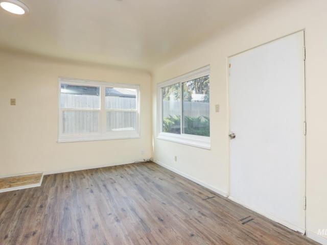 288 & 290 Hillcrest Dr