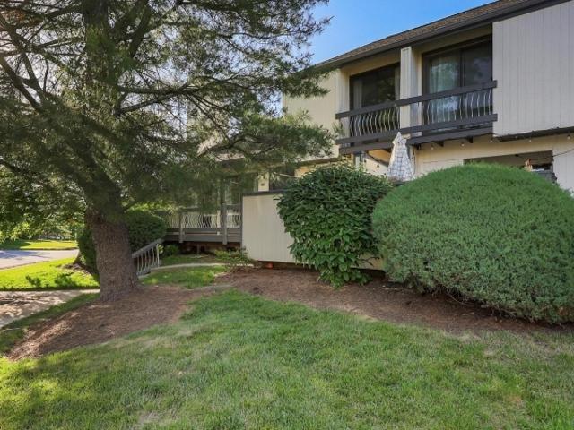288 Crabtree Ct