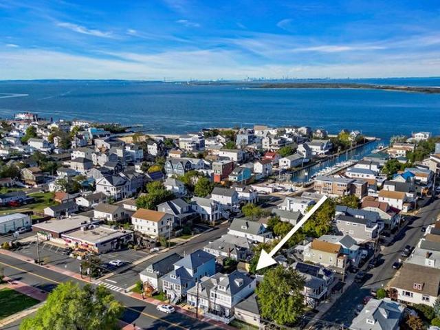 288 Bay Ave, Highlands, NJ 07732