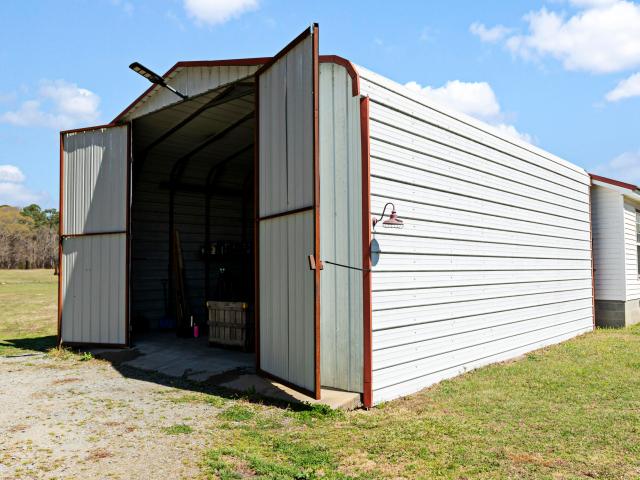288 Baileys Crossroads Rd, Benson, NC 27504 | MLS #10152
