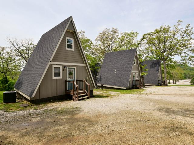 288 Black Oak Resort Lane