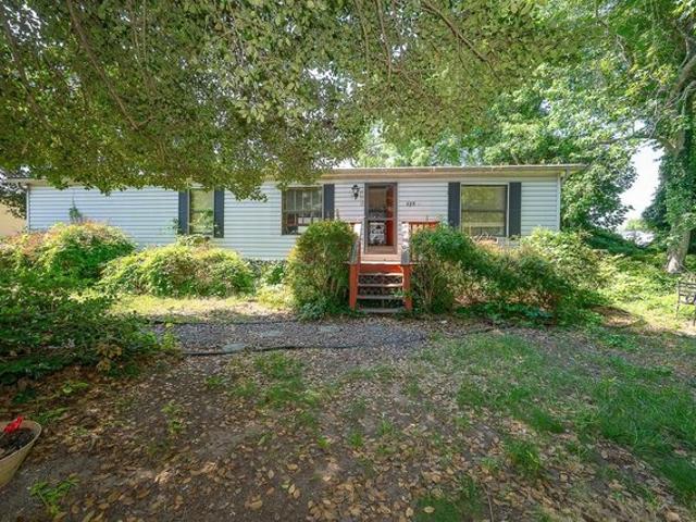 288 E Miami Ave, Villas, NJ 08251