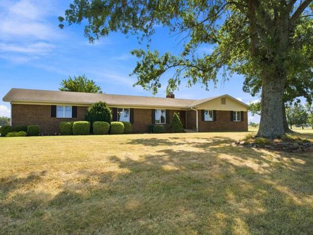 288 Farm Road 1120, Monett, MO 65708