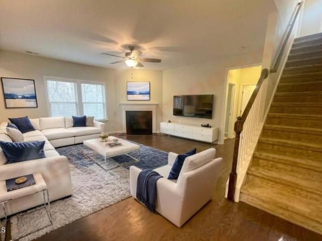288 Heathwood Dr, Clayton, NC 27527 | MLS #10151 | Compass