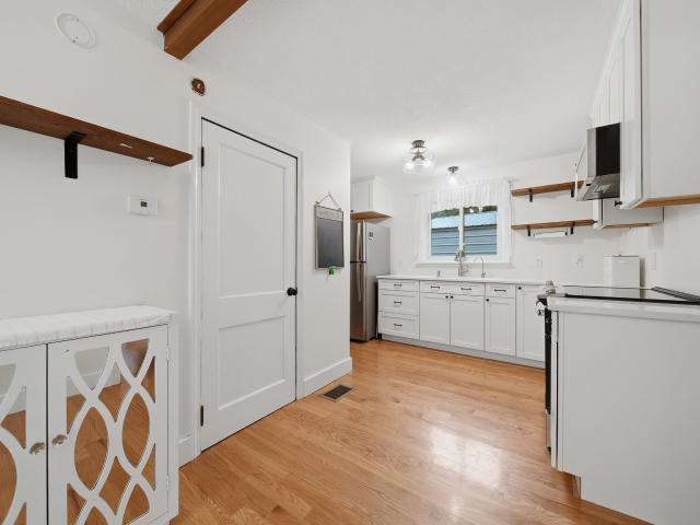 288 Island Pond Road