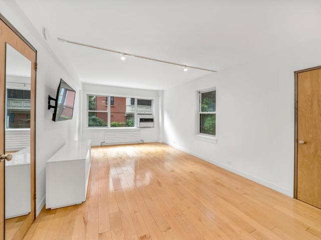 288 Lexington Avenue, New York, NY