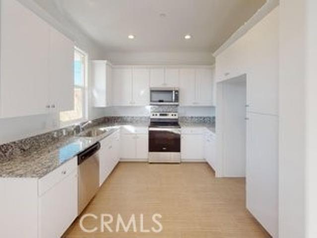 288 Memphis Belle Way