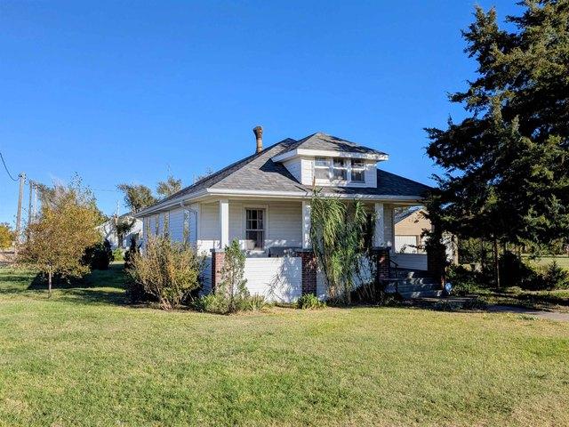 288 N Logan Ave, Utica, KS 67584