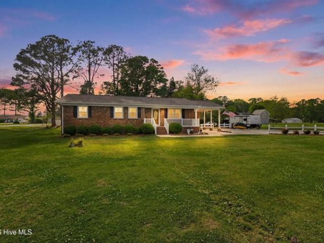 288 S 5th St, Aurora, NC 27806