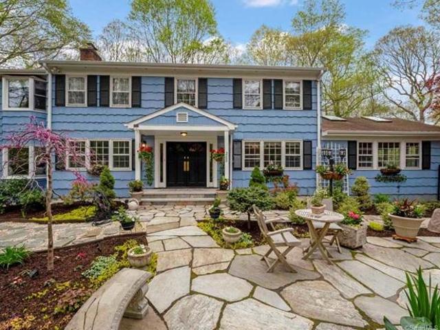 288 Shelter Rock Rd, Stamford, CT 06903