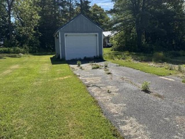 288 Stinson St, Pittsfield, ME 04967