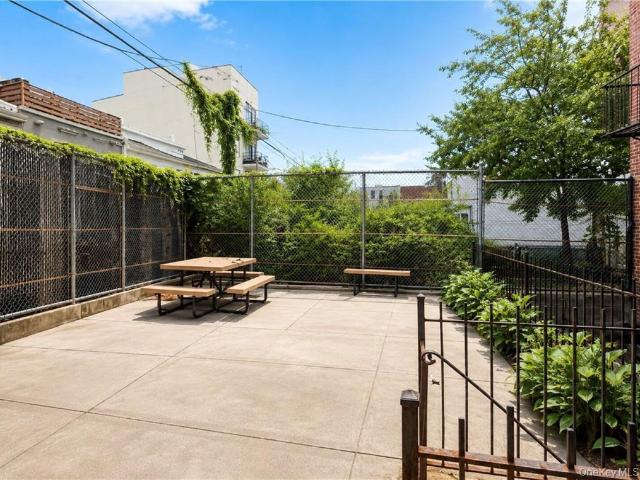 288 Sumpter Street