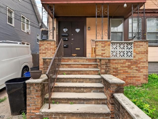 288 Pomona Ave # 3