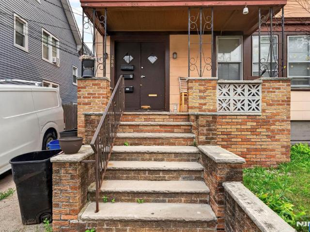 288 Pomona Avenue