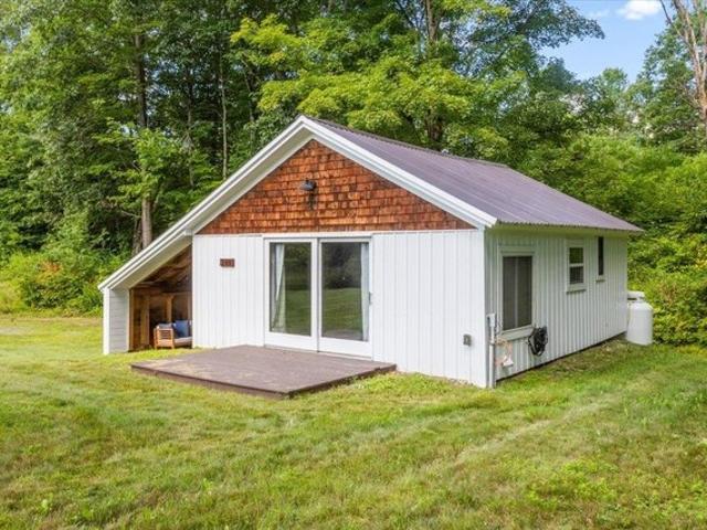 288 River Rd, Ryegate, VT 05042