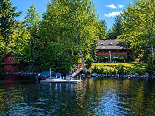 288 W Toddy Ln, Blue Hill, ME 04614