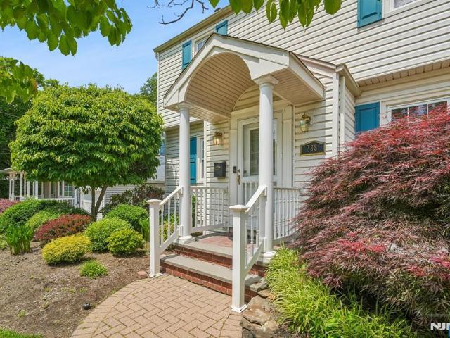 288 Wales Avenue