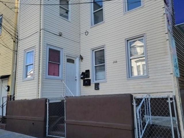 288 Totowa Ave, Paterson, NJ 07502