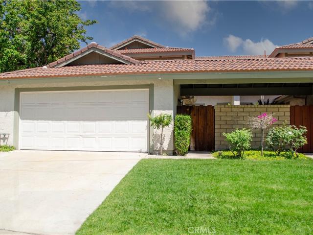 28948 Marilyn Dr, Canyon Country, CA 91387 | MLS #SR25121 | Compass
