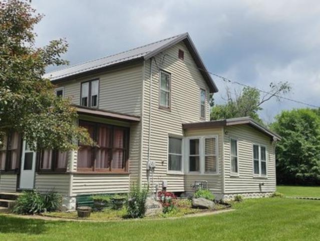 28953 Adam St, Sextonville, WI 53584