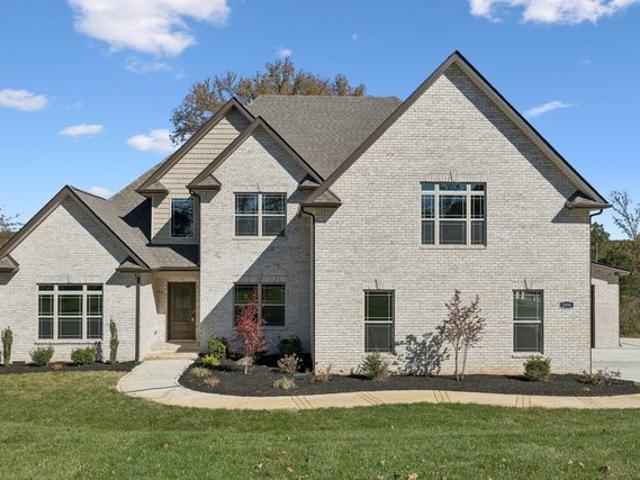 2895 Cooper Creek Rd, Woodlawn, TN 37191