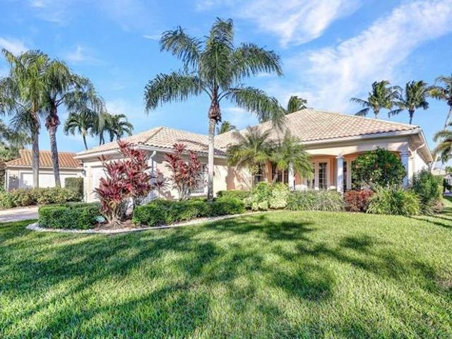 2895 Hatteras Way, Naples, FL 34119