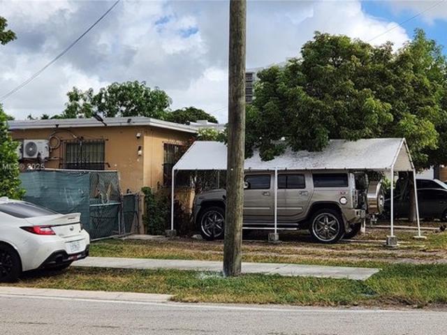 2895 SW 23rd Ter, Miami, FL 33145