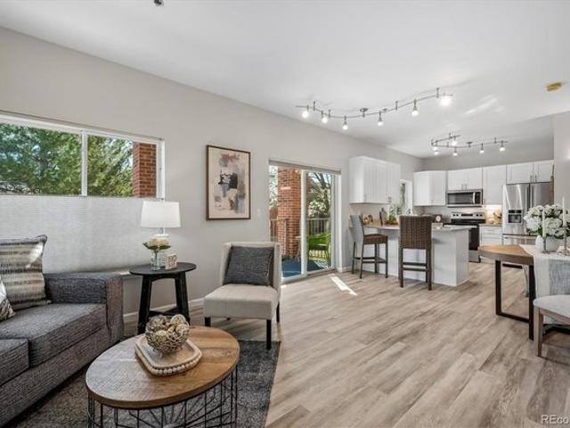 2895 W Riverwalk Cir Apt 101, Littleton, CO 80123