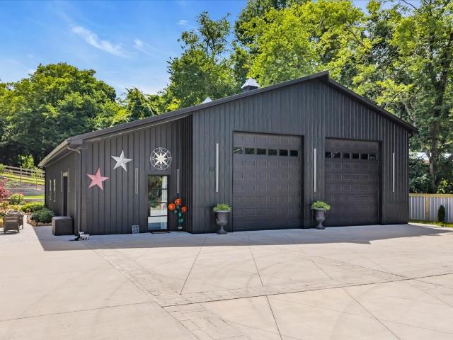 2896 Fly Rd