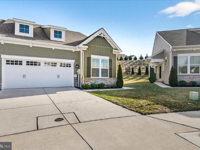 2896 Town View Circle